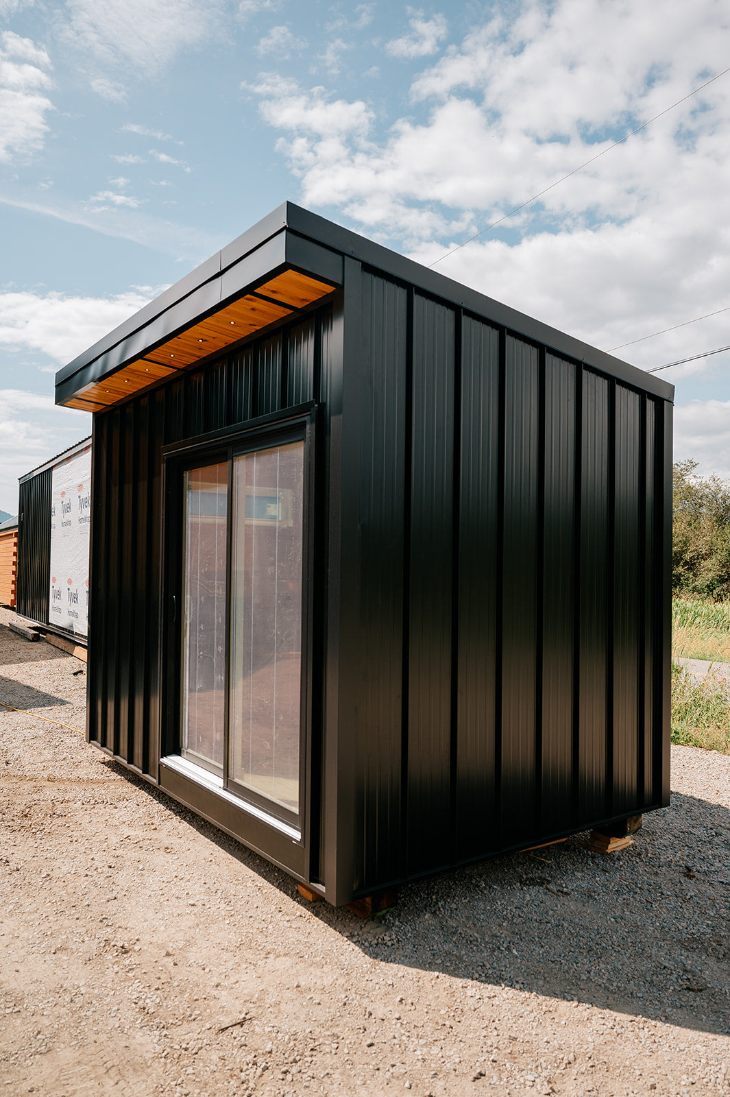 8' x 12' MODERN Bunkie – Elk Ridge Cabin Co